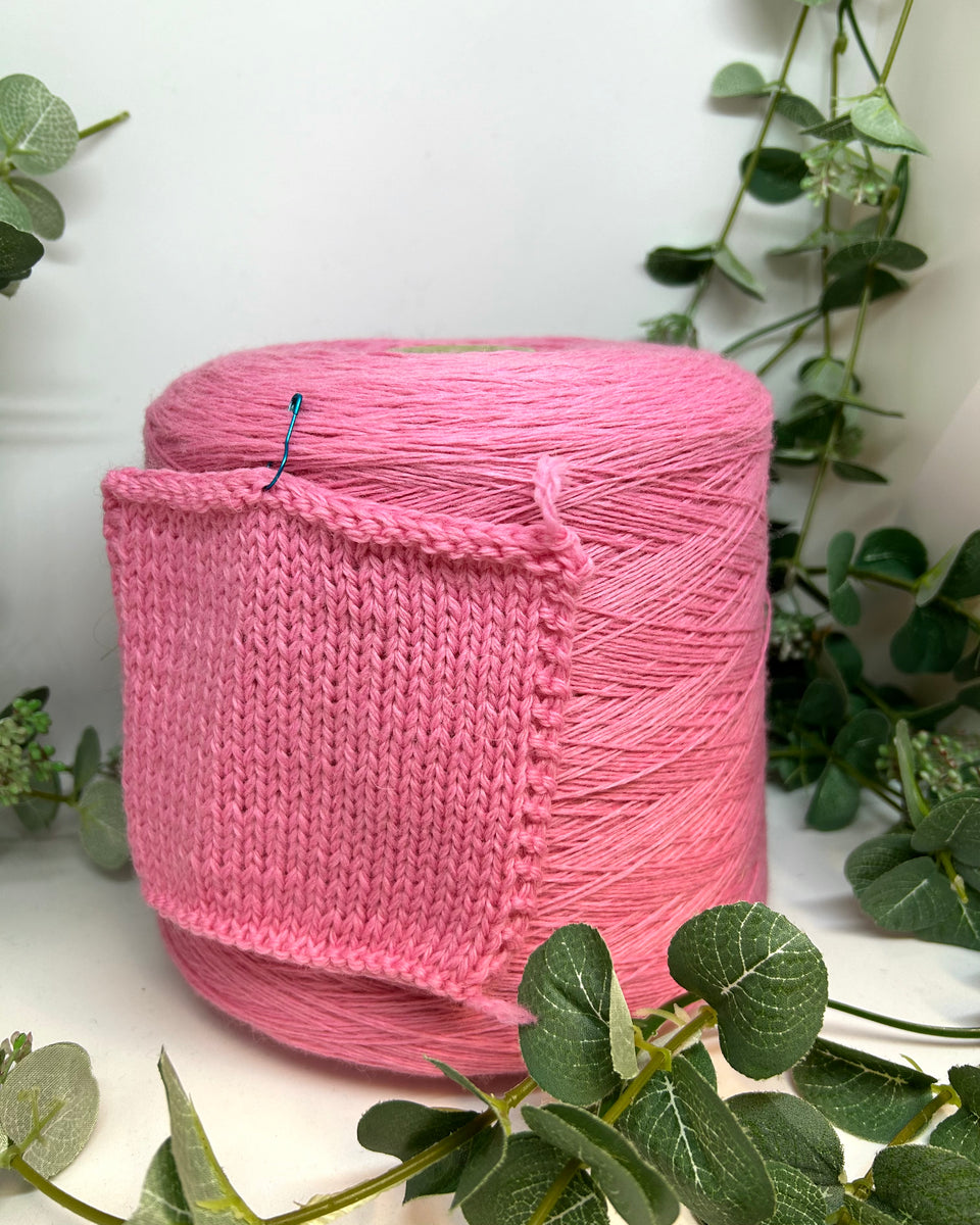 Condor 100% virgin wool | bubble gum | Italy Stock yarn buy online ...